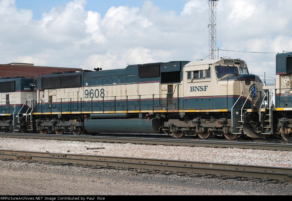 BNSF 9608